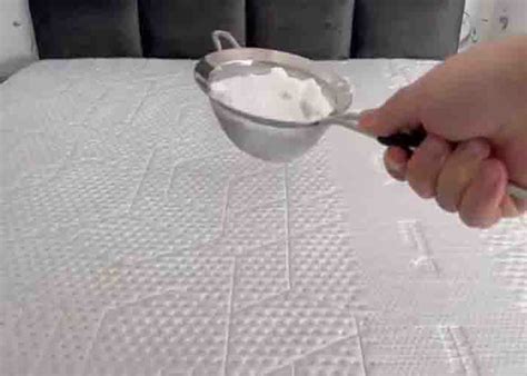 How To Clean Mattress Using Baking Soda Diy Joy