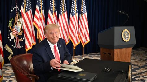 Usa Sparatoria Vicino Alla Casa Bianca Trump Interrompe La Conferenza