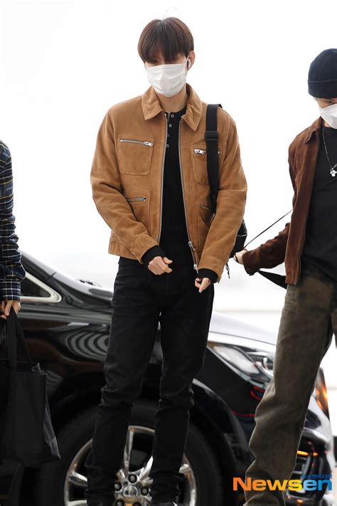 Nct127 정우 ‘분위기 마저도 이기적 포토엔hd 손에 잡히는 뉴스 눈에 보이는 뉴스 뉴스엔