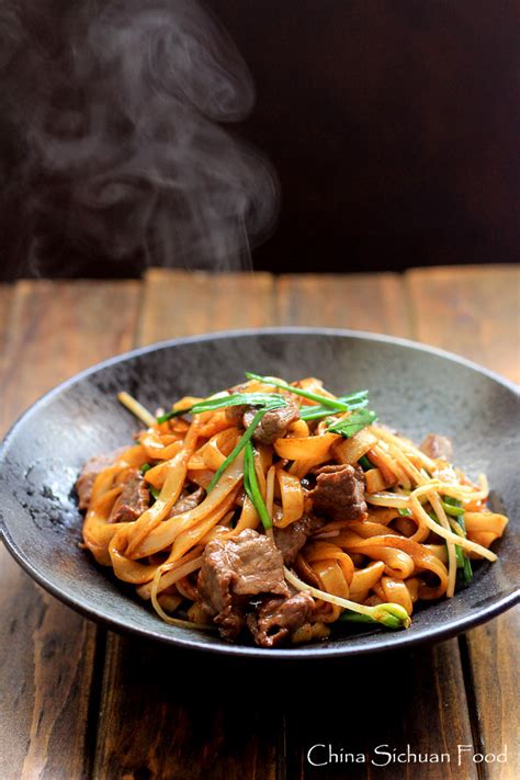 Beef Chow Fun Noodlespan Fried Ho Fun China Sichuan Food