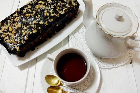 Постный шоколадный манник с ягодами, сухофруктами и орехами - пошаговый ...