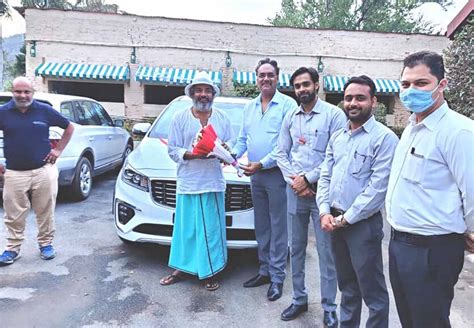 Former Indian Cricketer Ajay Jadeja Takes Delivery Of Kia Carnival MPV