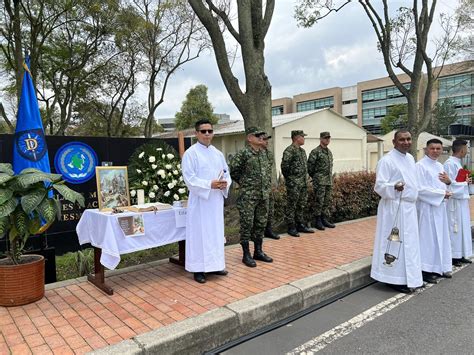 Comando de Educación y Doctrina on Twitter Ahora ViernesSanto las