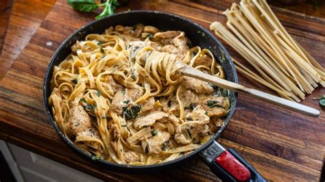 Creamy Chicken Fettuccine Easy Meals With Video Recipes By Chef Joel