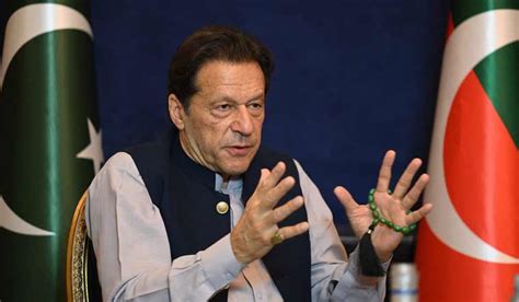 Pakistans Former Pm Imran Khan Claims Wife Bushra Bibi Poisoned In Sub