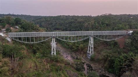 Sejarah Jembatan Cirahong Tasikmalaya Miliki Fungsi Ganda Satu Satunya Di Indonesia