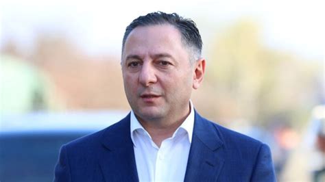 250 ათასი რუსი არ შემოსულა ტყუილია გომელაური ლარსის ვითარებაზე Batumelebi • ვახტანგ