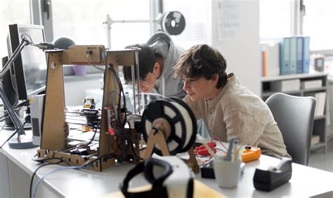 How Fab Labs Are Revolutionizing Innovation And Manufacturing Omnifab