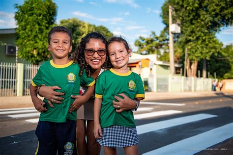 TrÂnsito Seguro Prefeitura Revitaliza Faixas De Pedestres Em Vias Que