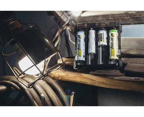 Handy C4 Pro - Portable charger for batteries | Armytek.com
