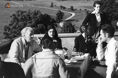 تحلیل آثار و سبک معماری فرانک لوید رایت طرح معماری ایوان