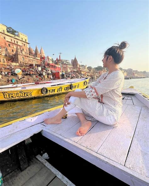 Richa Moorjani Feet
