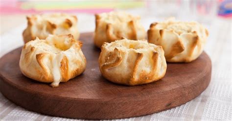 Receta De Canastitas De Cebolla Y Queso Con Tapas De Empanadas