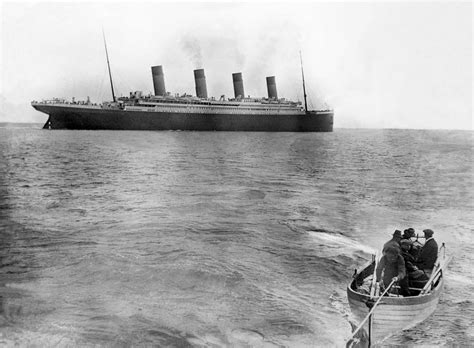 Into Eternity Perhaps The Last Image Of Rms Titanic Prior To Her