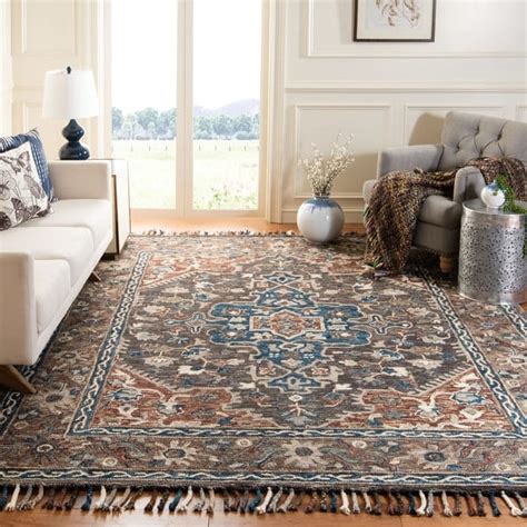 Safavieh Handmade Aspen Lilian Boho Tribal Wool Rug On Sale Bed