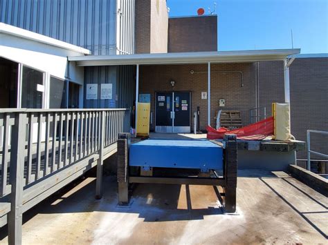 U Series Hydraulic Dock Leveler American Door