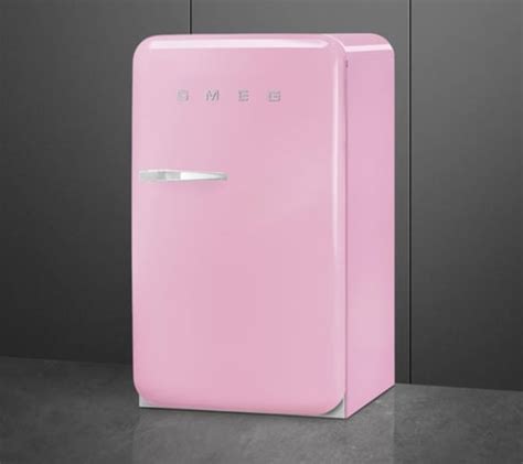 Defolu Renkli Mini Buzdolabı Teşhir Dolaplar