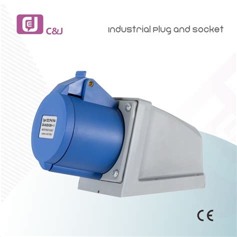 IP44 32A Industrial Site Plug And Wall Socket Waterproof Plug Connector