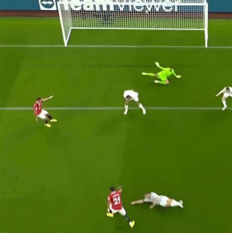 𝗧𝗲𝗻 𝗛𝗮𝗴𝘀 𝗥𝗲𝗱𝘀 on Twitter FabrizioRomano TheAthleticFC https
