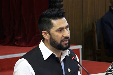 गृहमन्त्री लामिछानेविरुद्धको रिटको सुनुवाइ संयुक्त इजलासमा Nepalkarma