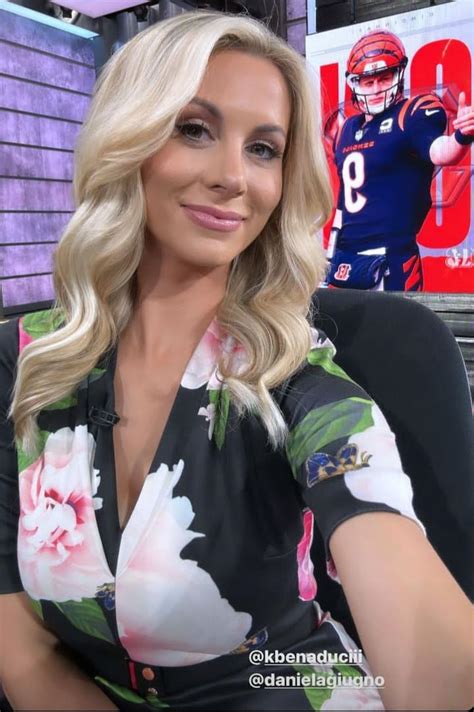 Laura Rutledge Espn Rnewswomenhd
