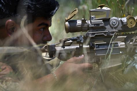 West Virginia North Carolina Guard Test Nextgen Army Weapons 916th