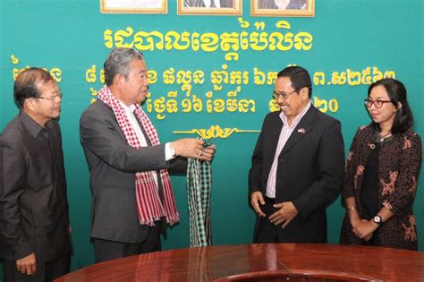 ឯកអគ្គរដ្ឋទូតឥណ្ឌូនេស៊ីប្រចាំកម្ពុជាជួបសម្តែងការគួរសមនិងពិភាក្សាការងារវ