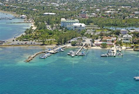 Nassau Yacht Club In Nassau Bahamas Marina Reviews Phone Number