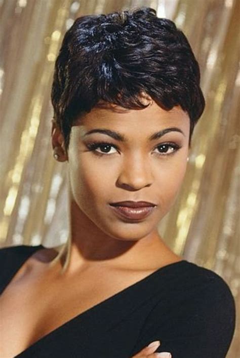 Nia Long Short Hairstyles