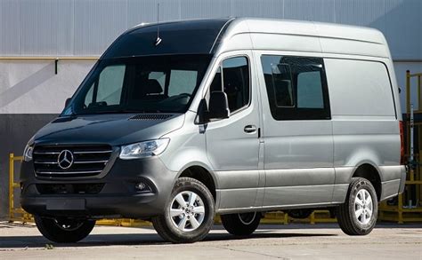 Mercedes Benz Sprinter Furgón Mixto 2021 Precio Motor y Equipamiento
