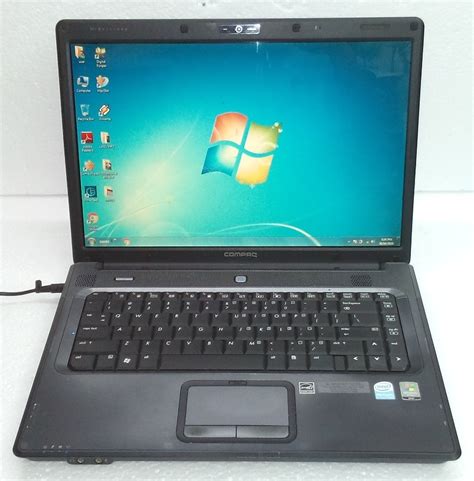 BARANG BARANG ELEKTRIK TERPAKAI DAN RARE LAPTOP COMPAQ PRESARIO C700