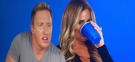 Kim Zolciaks Friends Annoyed Shes Back With Kroy Biermann After