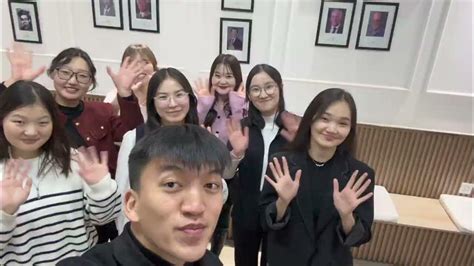 Нам Ян Жү Монгол боловсролыг дэмжих сангийн 2022 2023 оны хичээлийн жилийн тэтгэлэгт оюутнууд