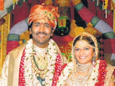Vishnu Manchu Celebrate Wife Veronica Wedding Anniversary Shoot