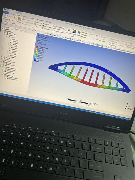 Why Isnt The Splined Element At The Top Deforming With The Rest Of The