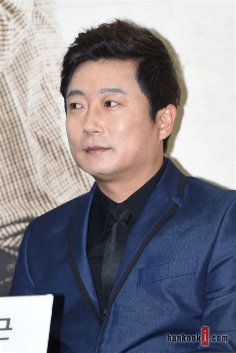 이수근 잔뜩 긴장한 얼굴