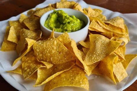 Cómo Preparar Nachos Caseros Receta Fácil Y Crujiente
