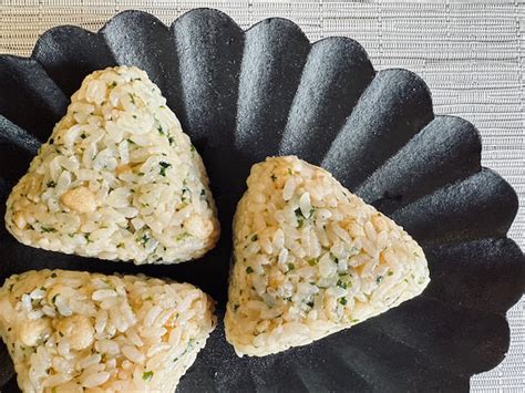 ローソン幻の味「悪魔のおにぎり」再現してみた！残った天かすリメイクでコク旨～♡【南極調理隊員発】 『あたらしい日日』 こんな時代のニュー