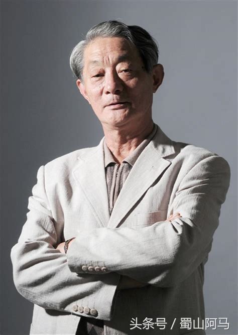 紫砂大師程輝車的記（純手工紫砂壺壺鈕製作） 每日頭條