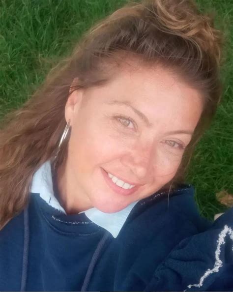 Aynalı Tahir in Sevda sı Nihan Özcan a bir de şimdi bakın Sosyal medya