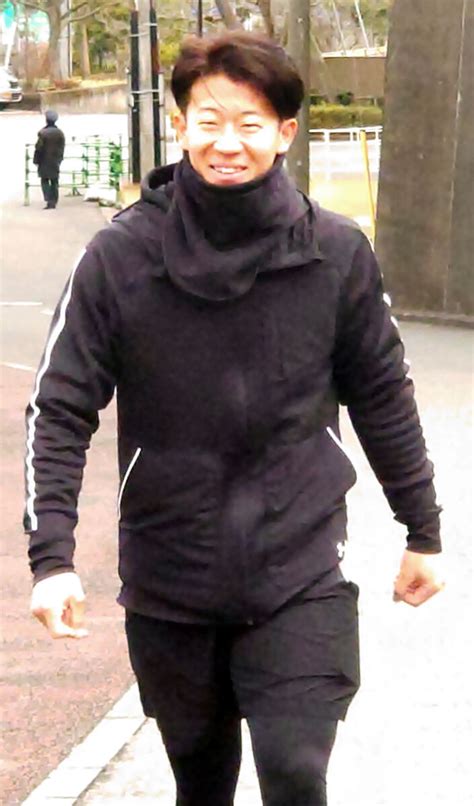 【日本ハム】ドラ1矢沢宏太、開幕・右翼へ“大谷ロード” 初のフリー打撃で快音連発「自然と力が」 スポーツ報知