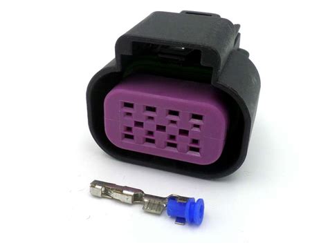 Delphi GT Series Way Vehicle Female Wiring Loom Connector