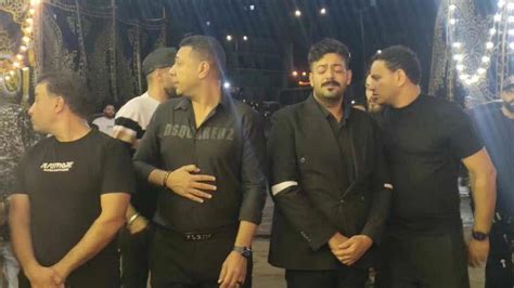 محمد عدوية وحمادة الليثي نجوم الفن الشعبي يقدمون واجب العزاء في نجل