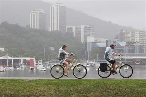 Frente Fria Chega Ao Rio E Tempo Instável Deve Permanecer Pelos