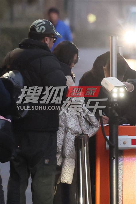 刘诗诗现身春晚第三次联排 或将首登央视春晚舞台 搜狐大视野 搜狐新闻