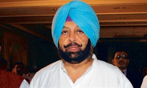 Sad Workers Protest Over Captains Clean Chit For Anti Sikh Riots