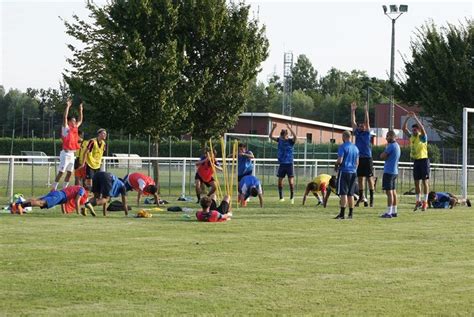 La Réserve De La Jeunesse Villenavaise A Fait Sa Rentrée Foot Gironde