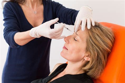 Infections inflammations nécroses deux sœurs jugées en août pour
