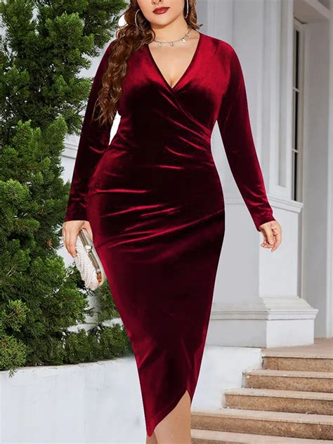 The Perfect Plus Size Red Dress For Valentines Day