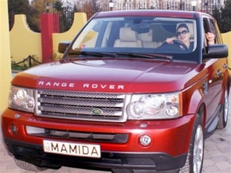 მოსტყვნია თეთრი ბიჭების ზაფხული გოგოებო დამამატეთ